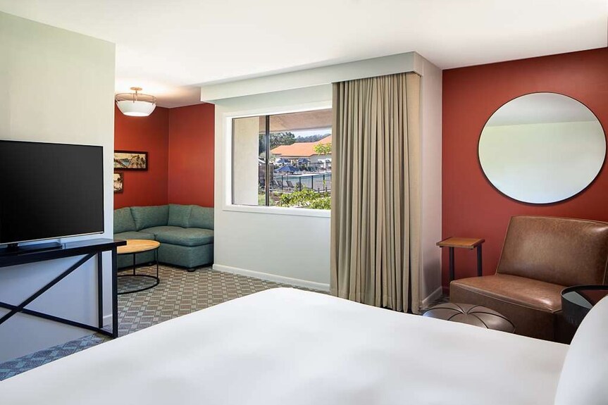 Couple Nature Retreat | Spacious Suite W/ Resort View | Outdoor Pool Access - Santa Cruz, CA