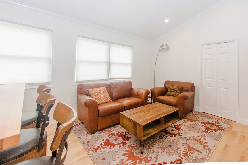 Charming 2-bedroom Cottage In Loudoun Co, Va On 12 Gorgeous Acres W/ 2-acre Pond - Purcellville, VA