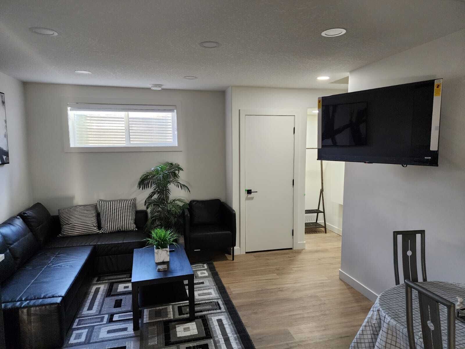 Cozy Super Luxury Legal Suite.20 Minutes  To The Airport. - Edmonton