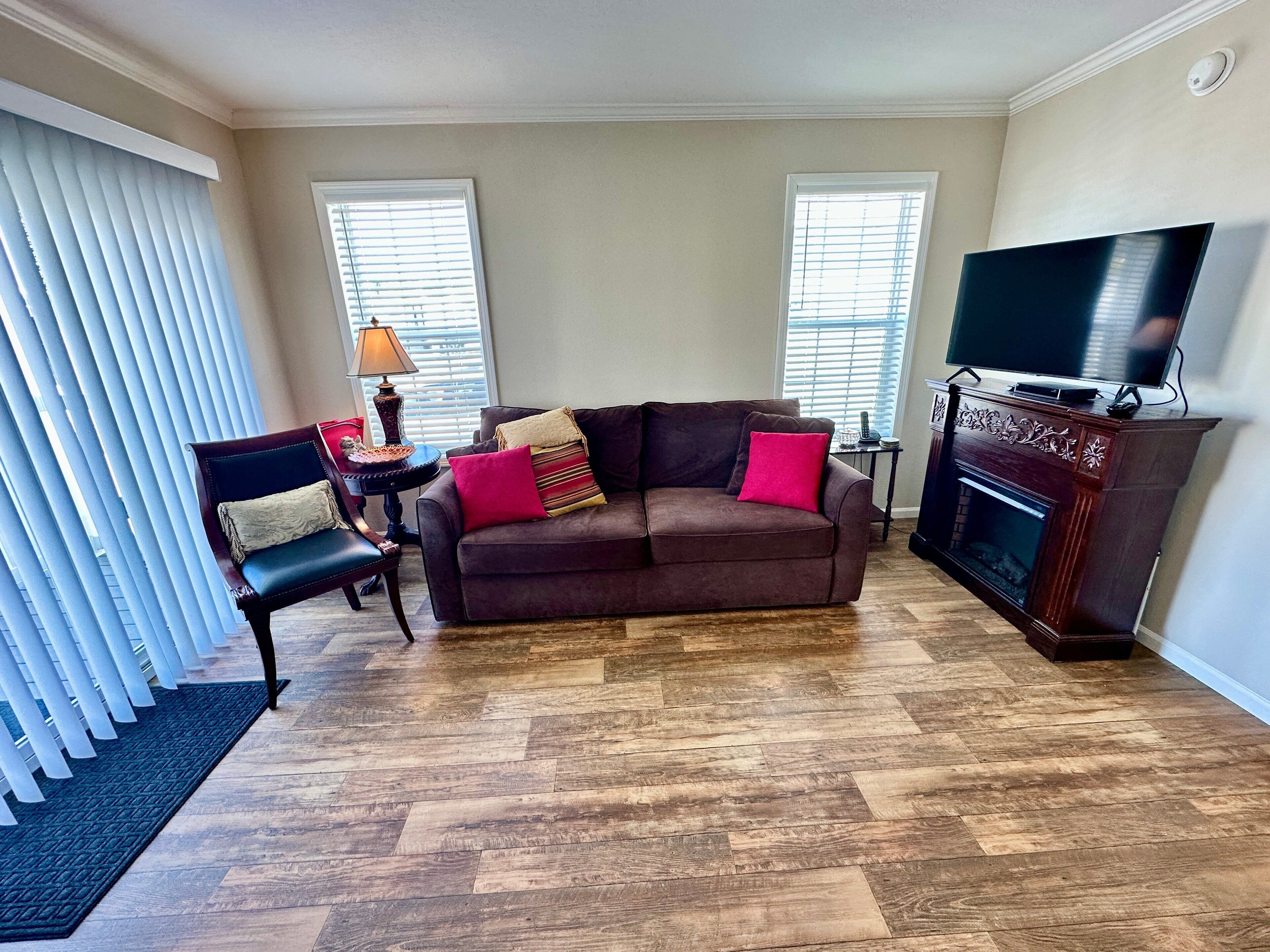 Brand-new 2-bedroom, 2-bath Beach Home - Jensen Beach, FL