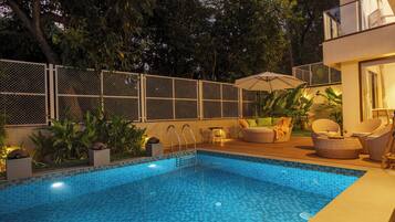 Piscina externa