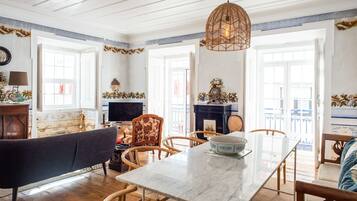 Casa | 3 quartos, secretária