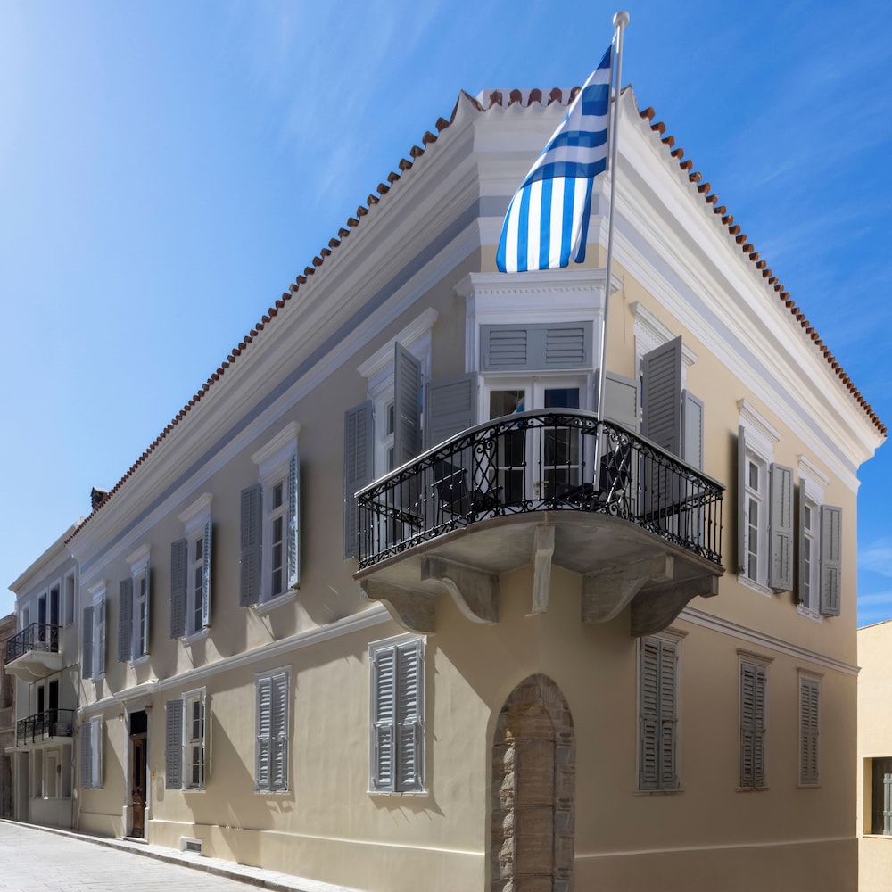 6 Roosevelt Str. - Эрмуполис