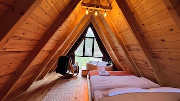 Bungalow Deluxe, vista para a colina | 1 quarto, roupa de alta qualidade, quartos insonorizados, Wi-fi grátis