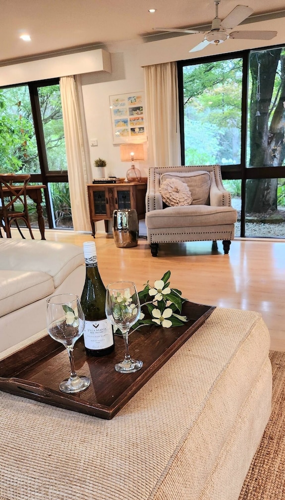 Idyllic Farm Stay At Wolka Park In Bilpin! - Blue Mountains