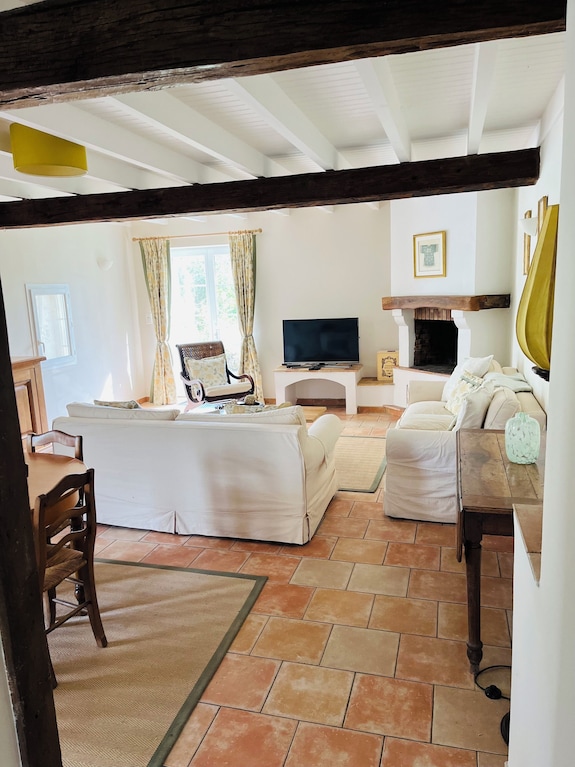 Magnifique Gîte Situé Au Milieu Des Vignobles Avec Jacuzzi Et Piscine Chauffée - Roquebrune