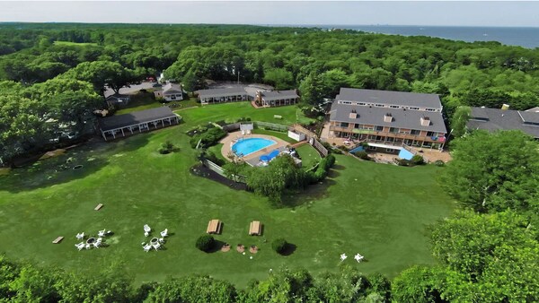 The Island Inn On Martha's Vineyard - Cape Cod, MA