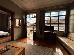 Quarto família, vista para a cidade | Wi-Fi de cortesia