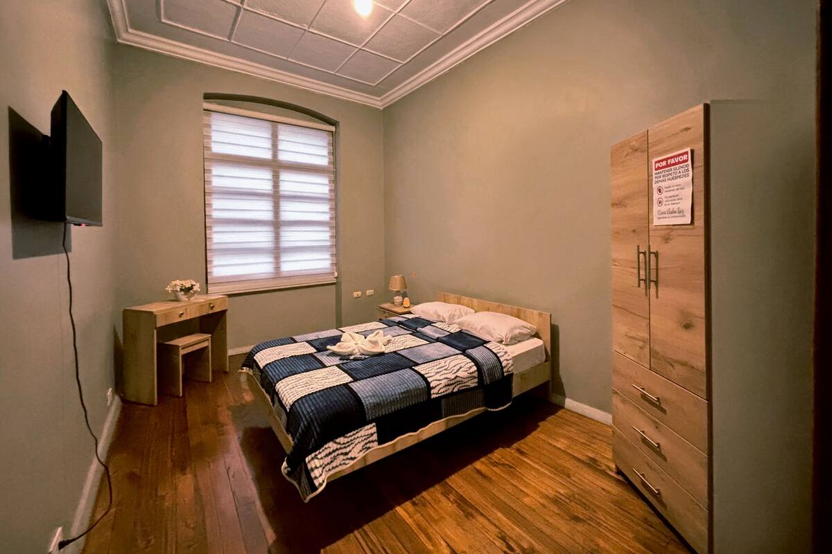 Quarto Twin Básico, Vista para a cidade | Wi-fi grátis