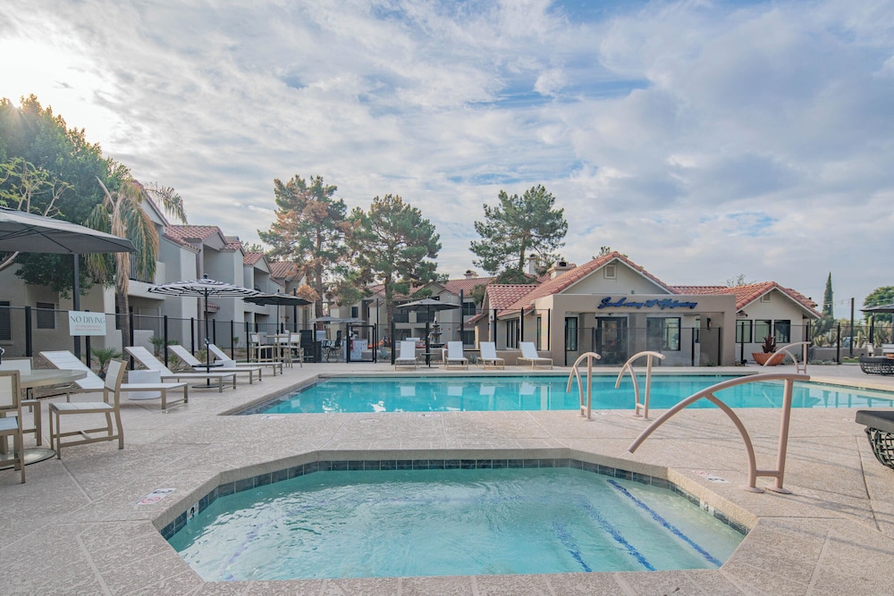 Rove Living/kl - Hideaway North Scottsdale - Scottsdale, AZ