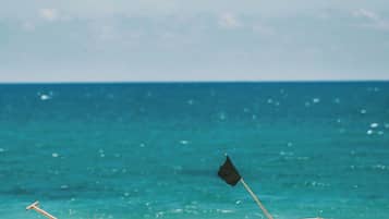 Praia particular, areia branca