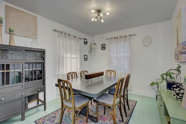 Downtown Apartment Home - La Grande, OR
