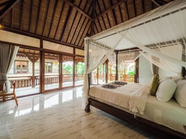 Suite | Secretária, Wi-fi grátis, roupa de cama fornecida 