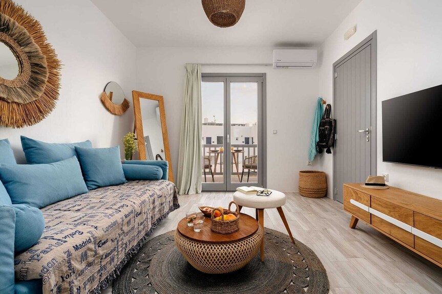 Sea La Vie Apartment, Steps From The Beach, Agios Prokopios - Naxos