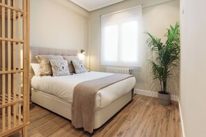 Apartamento (2 Bedrooms) | 2 quartos, ferro/tábua de engomar, berços/camas para crianças grátis 