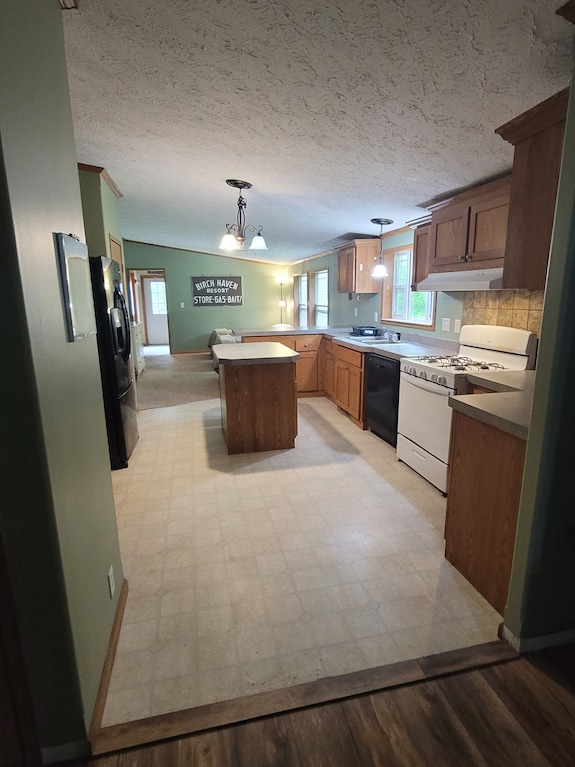 Charming 3-bedroom Resort With Wifi, Tv, And Ac Located On Beautiful Gull Lake! - Minnesota
