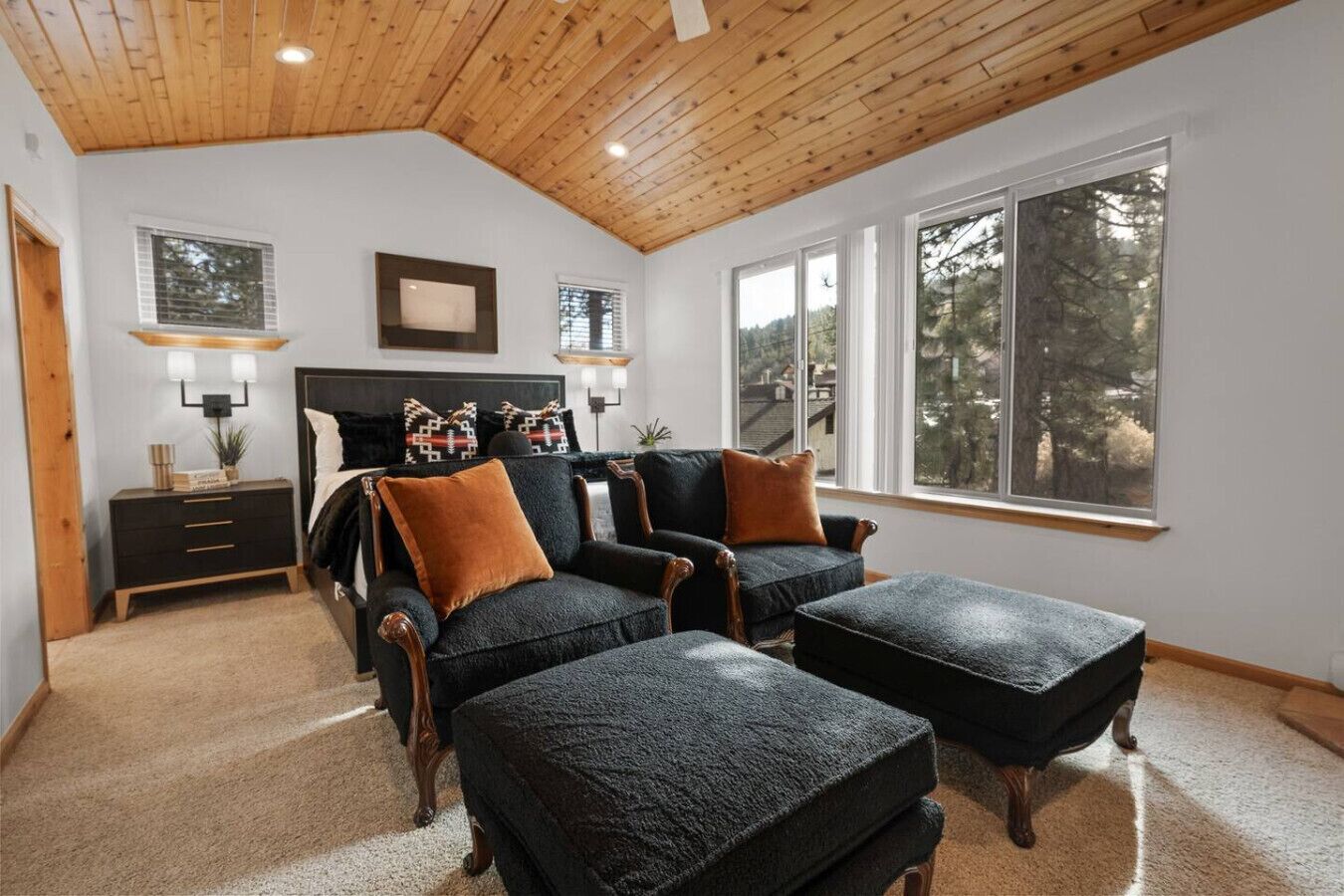 Serenity Lodge | Base Of Snow Summit | Hottub - Big Bear Lake, CA