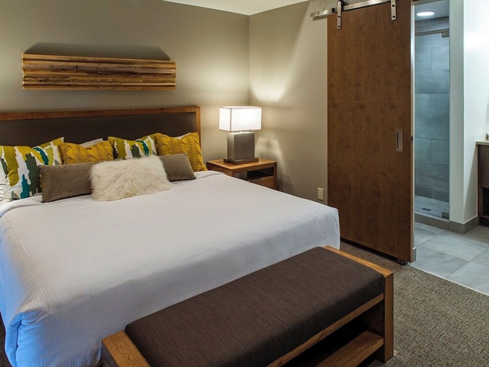 RARE AVAILABILITY - Grand Colorado Peak 8 Condo - PEAK WEEKS ...