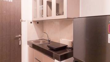 Estúdio | Cozinha privada | Um frigorífico/congelador grande, uma placa de cozinha