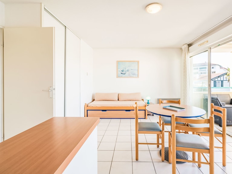 Golf De La Nivelle By Interhome - Ascain