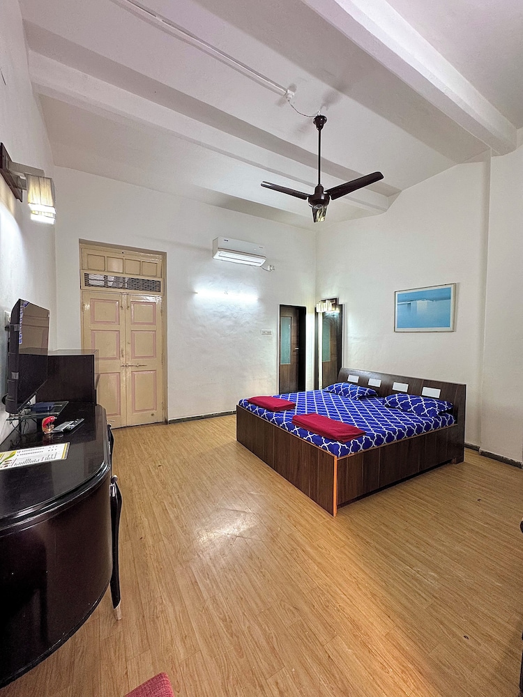 Birla Ayurveda Nashik Stay Center - Nashik