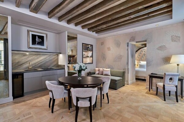 Maison Barrière Vendôme - Paris