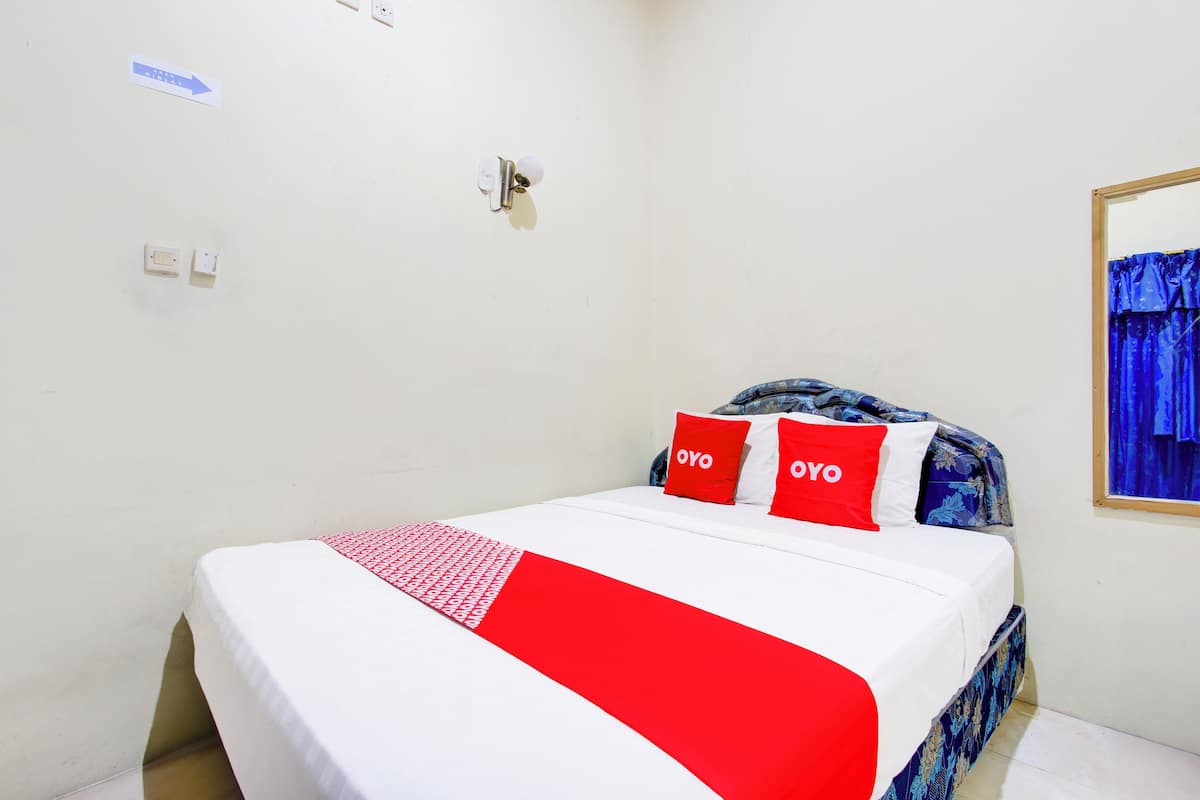 Quarto Duplo Standard | 1 quarto, secretária, Wi-fi grátis, roupa de cama fornecida