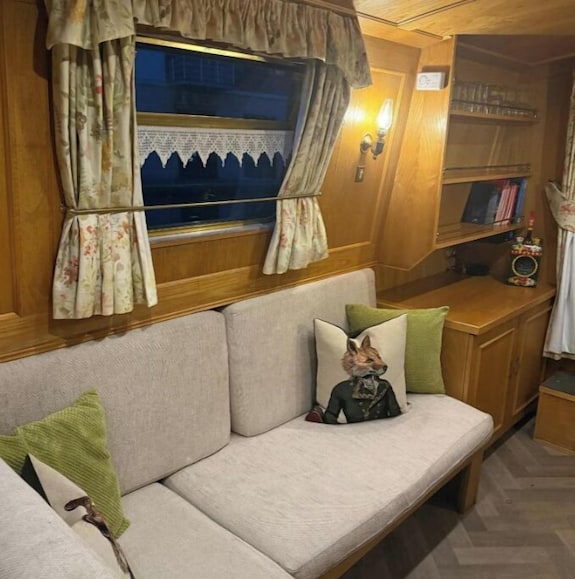 Narrowboat In Birmingham City - Birmingham