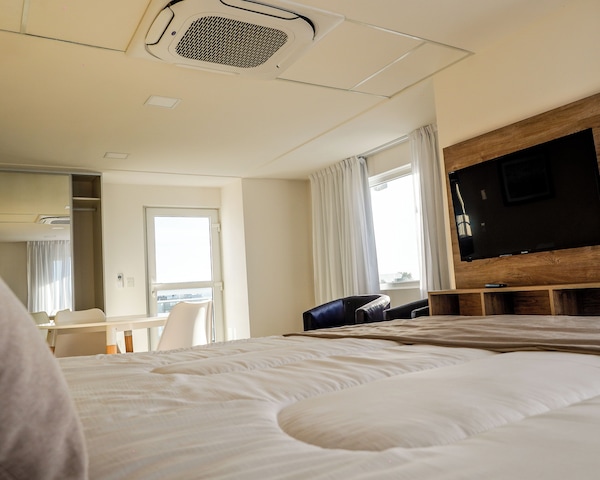 Ramada Residences By Wyndham Puerto Madryn Cq Parry - Chubut