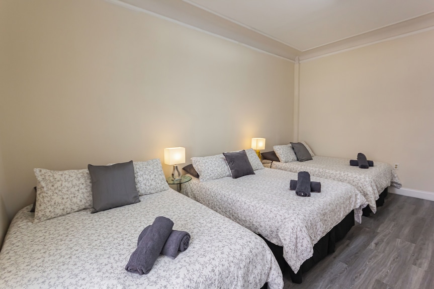 Cozy Studio 3 Full Beds In Midtown - New York, NY