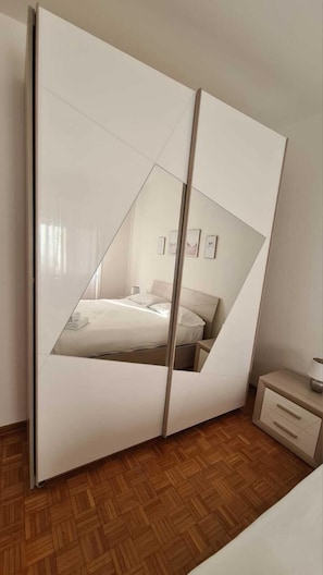 Apartamento, 1 cama de casal, para não fumantes | 1 quarto, Wi-Fi de cortesia