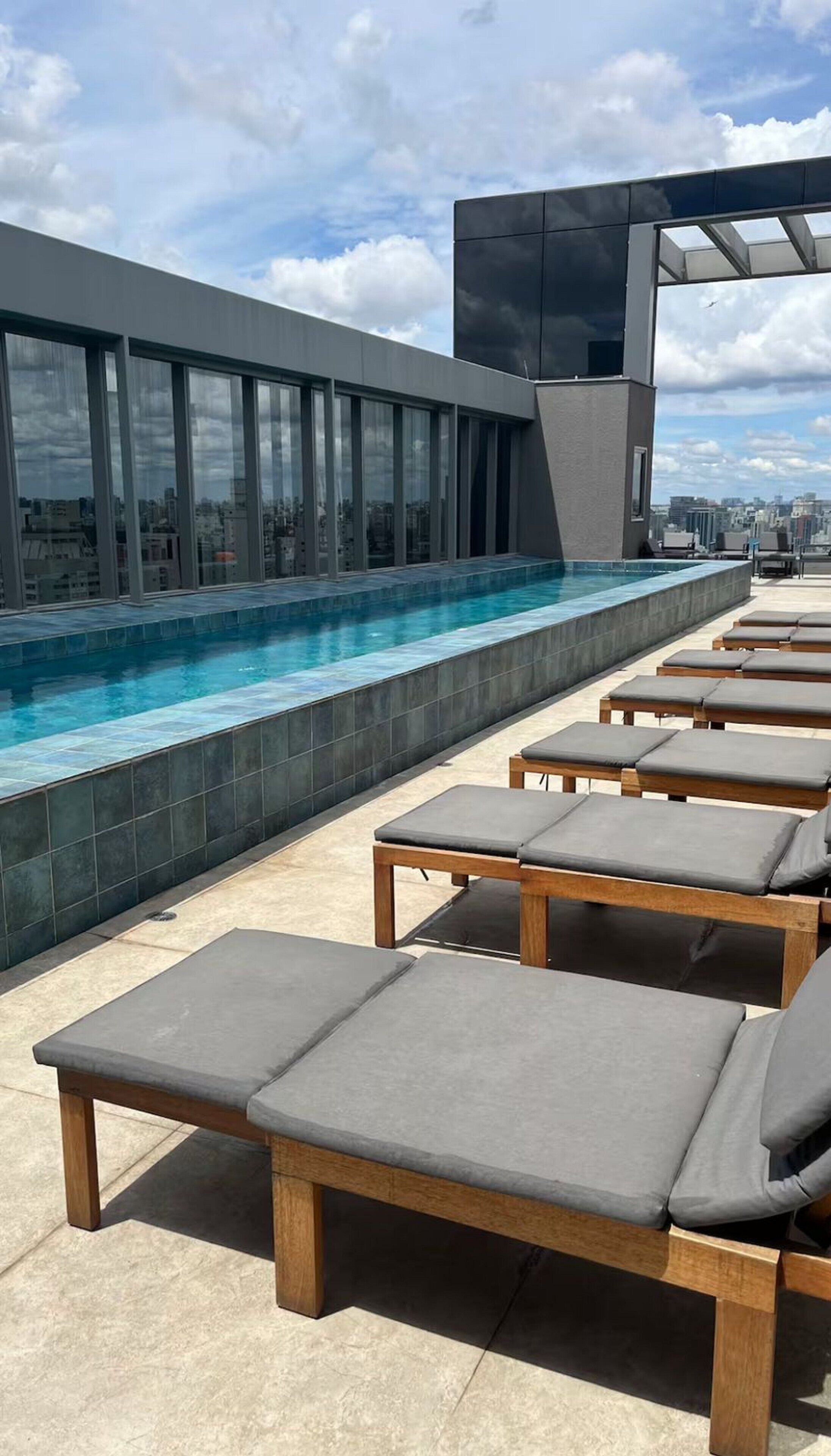 Apartamento Comfort | Piscina | Piscina exterior 