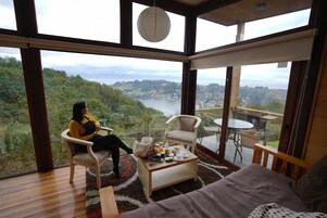 Cabana família, vista para o canal | Wi-Fi de cortesia, roupa de cama