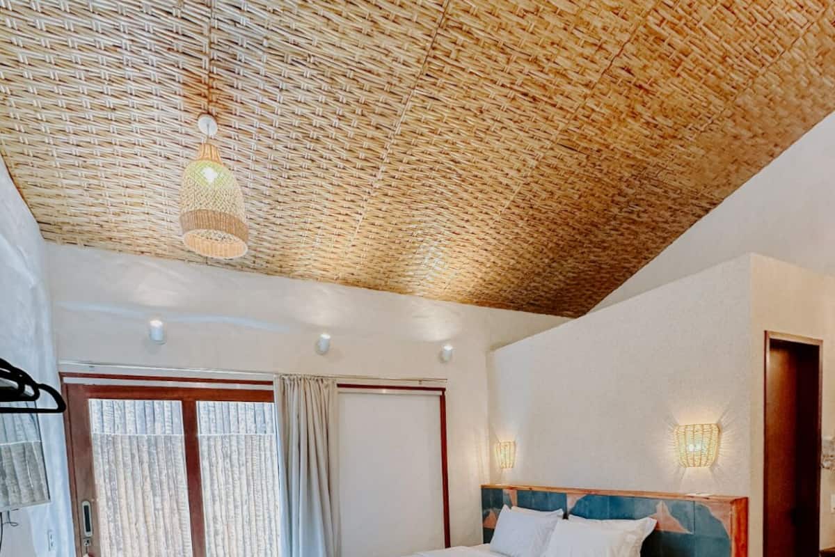 Quarto Triplo Deluxe, casa de banho privativa | Wi-fi grátis