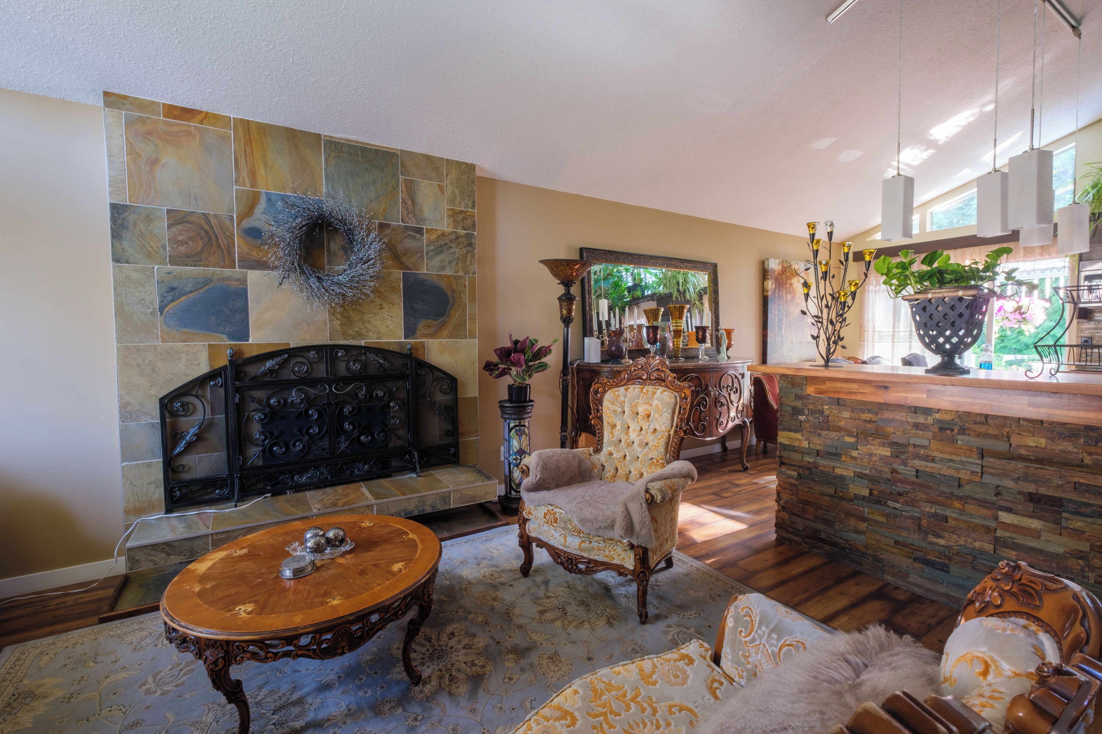 Peaceful Home With A European Touch! - Coquitlam