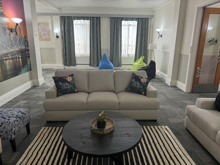 Glamorous Getaway - Havelock North