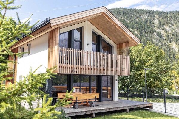 Chalet Mit 4 Schlafzimmern, Sauna Und Kamin - Biberwier