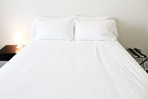 Rivetstays - The Harbour View - Toronto