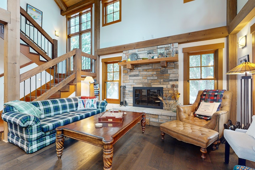 Stunning Lodge, Breathtaking Mountain Views, W/ski In/out Access, Sauna, & Wifi - スノコルミー・パス, WA