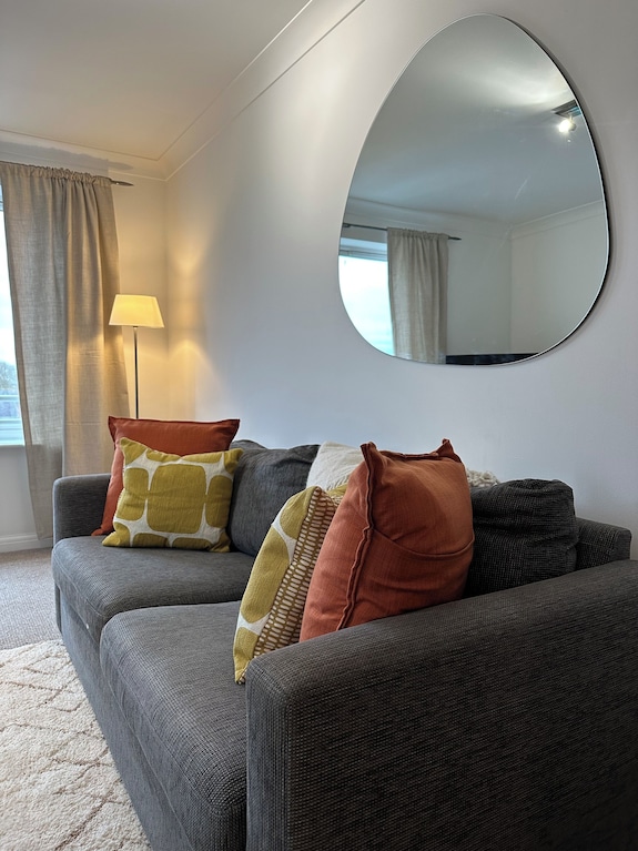 Cozy 2-bed Flat In Reading With Free Parking Your Home Away From Home! - Reading