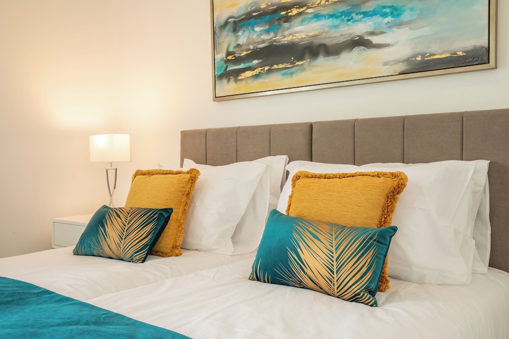 Blue Beach Ocean View, Porto de Mós VR14 - São Gonçalo de Lagos | Vrbo