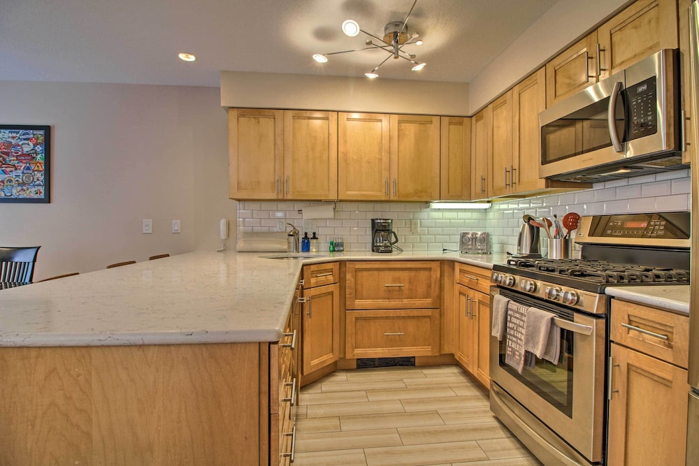 Condo: Deck & Balcony, 4 Mi To 2 Ski Resorts! - Vermont