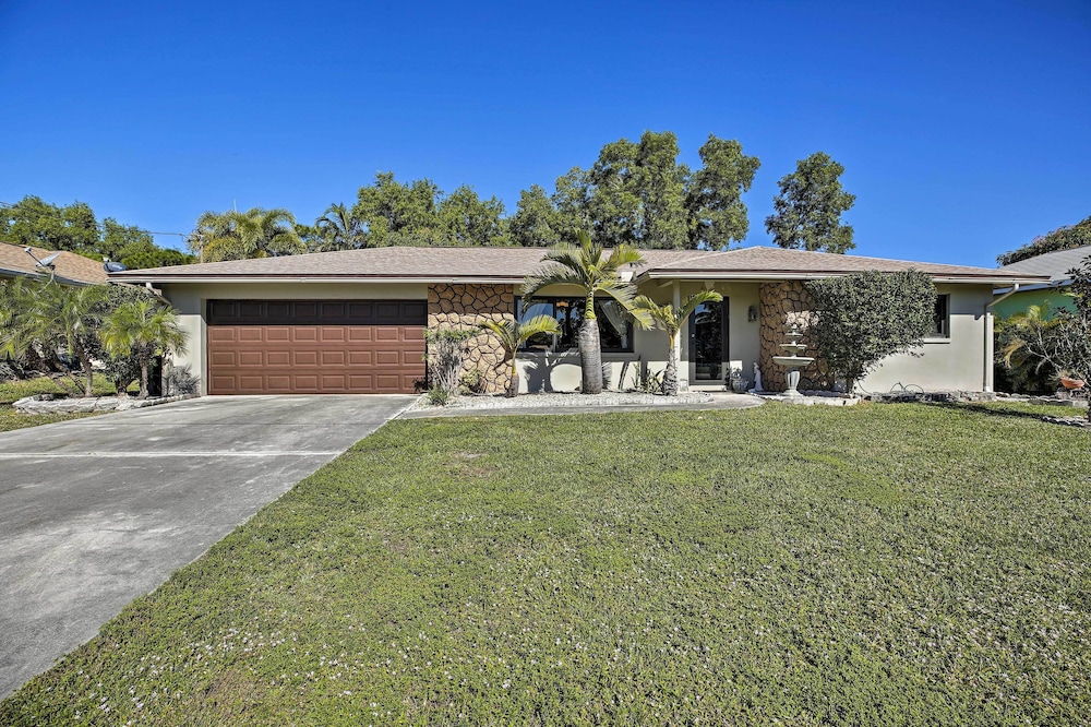 Coastal Bokeelia Oasis W/ Pool, Deck & Fire Pit! - Sanibel, FL