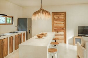 Vila luxo, vista para o jardim | Área de estar