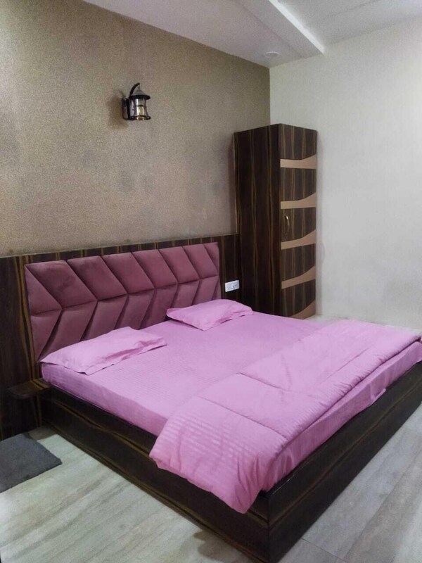 Hotel Sr Siddhivinayak - Mathura