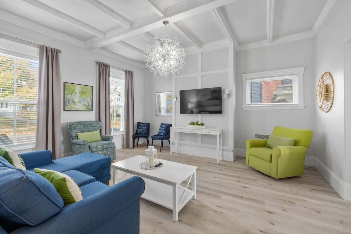 Lux Waterfront 2 Bedroom Condo Downtown Ch'town - Charlottetown