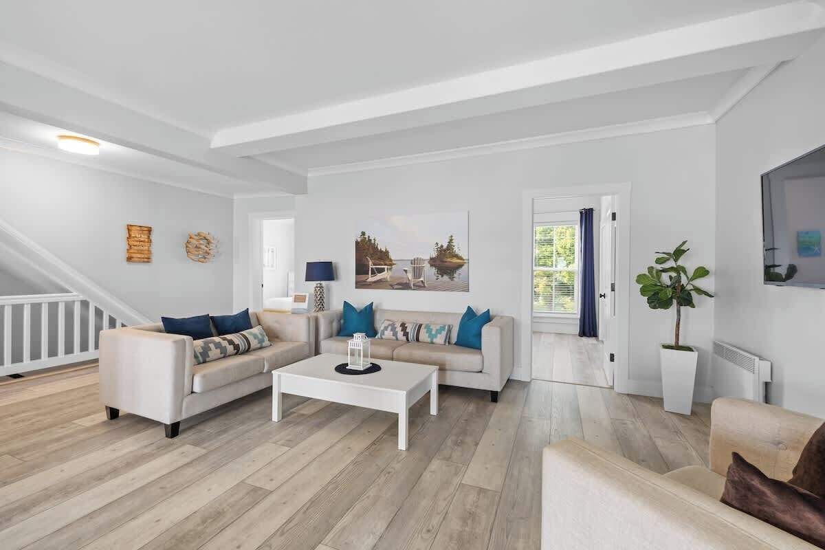 Beautiful Waterfront 2 Bdrm Condo Downtown Ch'town - Charlottetown