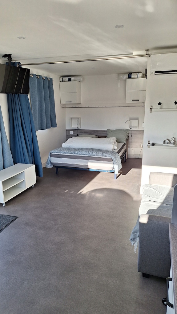 Petite Maison Tiny House Face Au Port De Plaisance De Toul - Toul