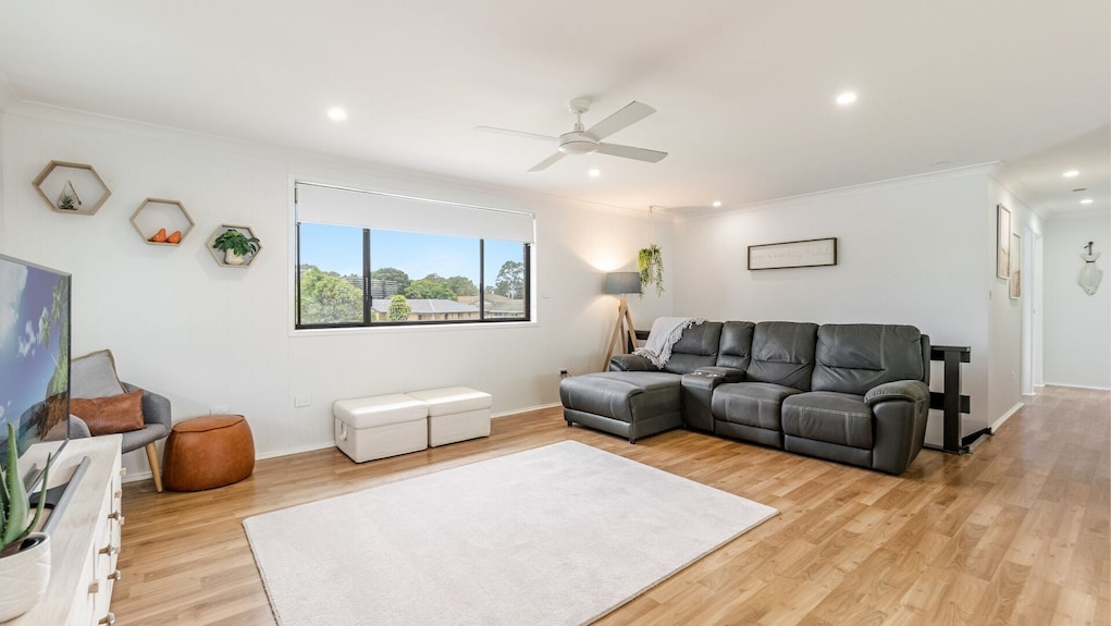 Sunset Waters - Waterfront With Pool - Holiday Yamba - Yamba