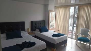 Quarto Quádruplo Familiar | Vista do quarto